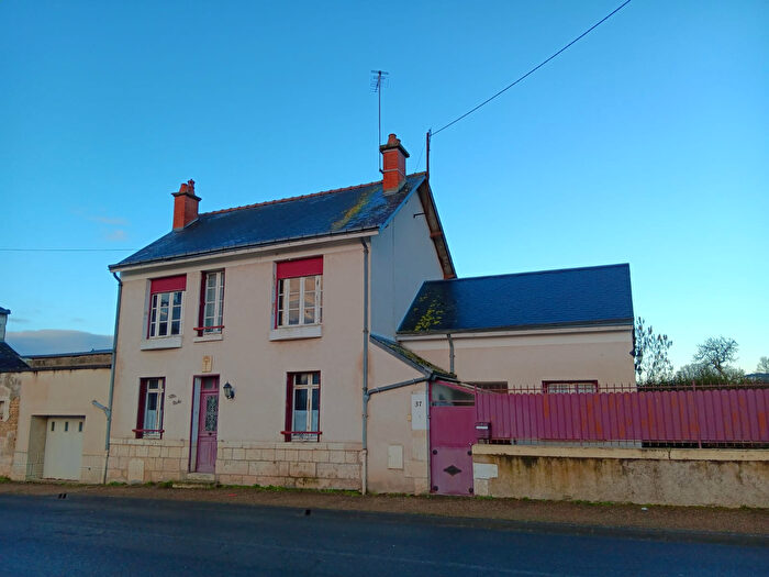 Maison à vendre - Pontlevoy - 4 pièces - 3 chambres