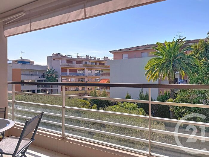 Appartement 2 pièces à Cannes, Carnot, à louer
