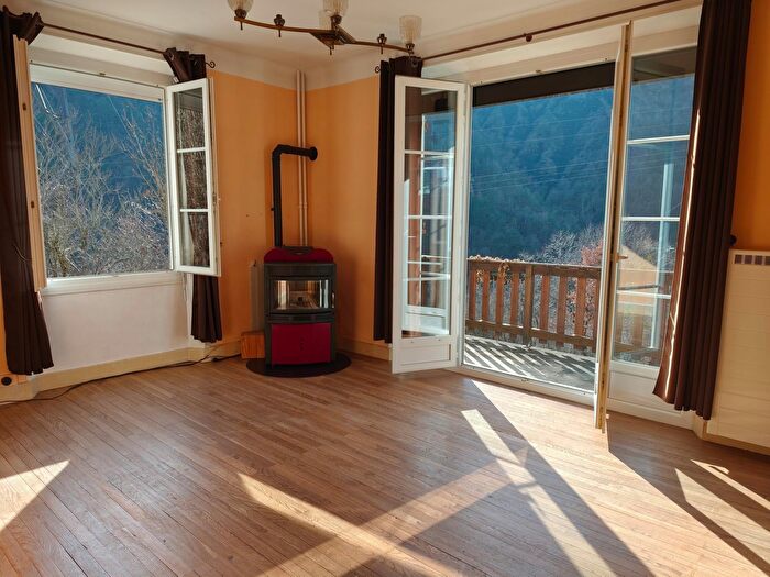 Maison à vendre - Quet-en-Beaumont - 5 pièces - 4 chambres