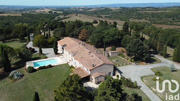 Maison à vendre - Montréal - 16 pièces - 6 chambres