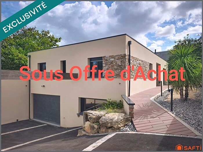 Saint-Aubin-sur-Mer : Maison 10 pièces à vendre