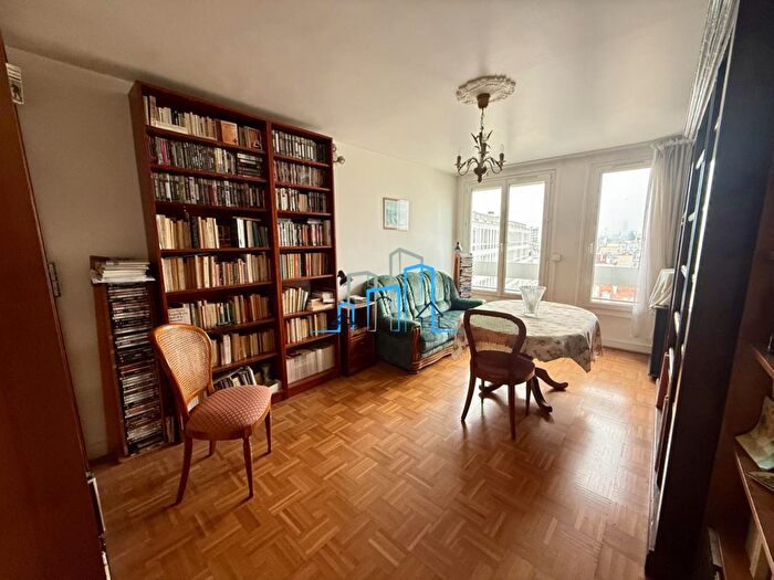 Appartement à vendre - Paris e , Belleville, Saint-Maur - 2 pièces - 1 chambre