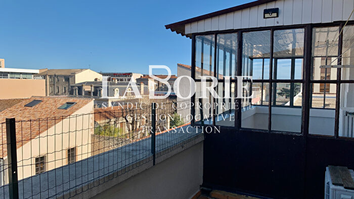 Appartement à louer - Nîmes, Feuchères - 3 pièces - 2 chambres