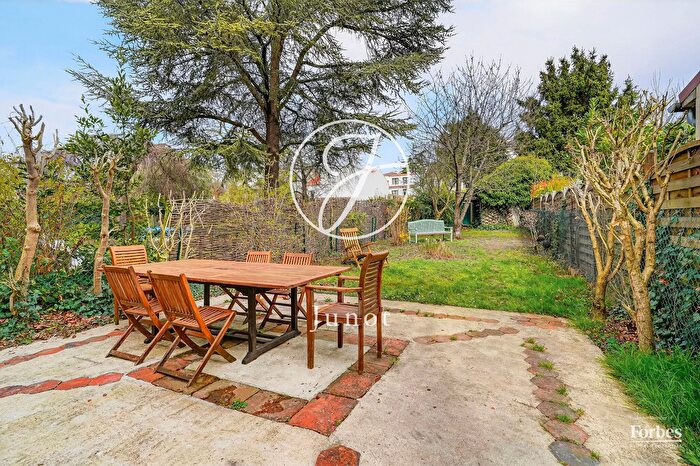 Rueil-Malmaison, Plateau : Maison 7 pièces à vendre