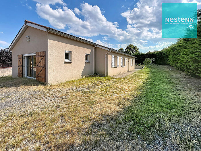 Maison 6 pièces à Champdieu, à vendre
