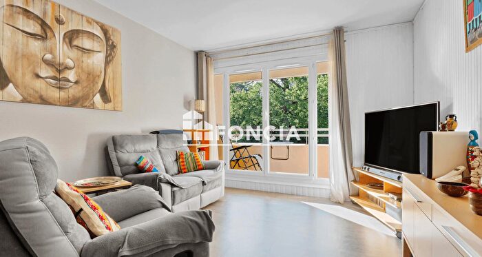 Appartement 4 pièces à Guyancourt, Le Parc, Les Saules, à vendre