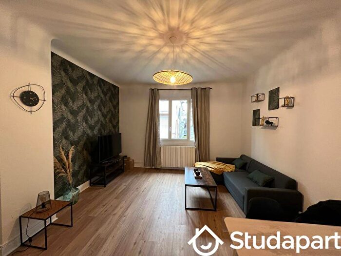 Appartement à louer - Pradeau-Gare-Rue GLassale, Tarbes - 1 pièce - 3 chambres