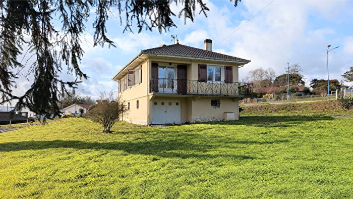 Maison à vendre - Montsoué - 4 pièces - 3 chambres