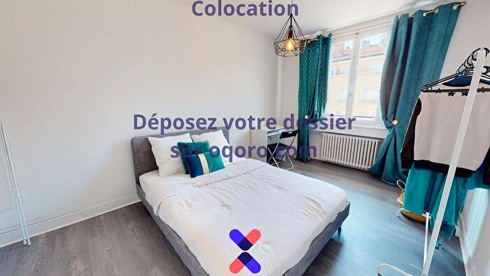 Appartement à louer - Cusset, Villeurbanne - 5 pièces - 4 chambres