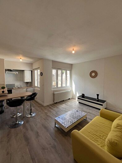 Appartement à louer - Centre Ville, Niort - 2 pièces - 2 chambres