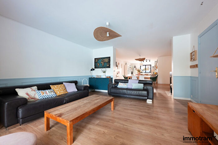 Maison à vendre - Villeneuve-dAscq - 4 pièces - 3 chambres