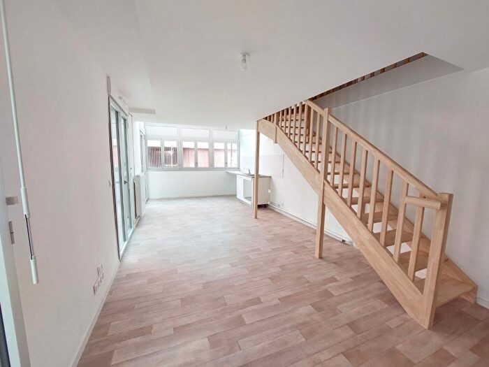 Appartement à louer - Bordeaux, La Bastide - 3 pièces - 2 chambres