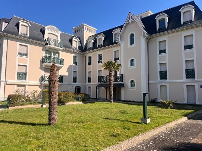 Appartement à louer - Dinard, Centre-ville, Plage de lEcluse, Pointe du Moulinet - 2 pièces - 1 chambre