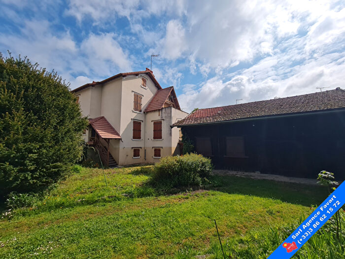Maison à vendre - Joigny - 7 pièces - 5 chambres