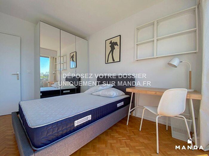 Larue, Chevilly-Larue : Appartement 7 pièces à louer