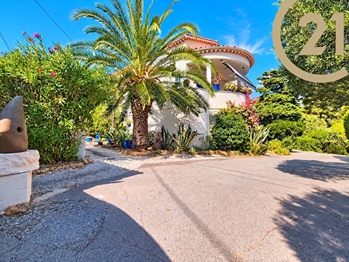 Maison 5 pièces à Fréjus, à vendre