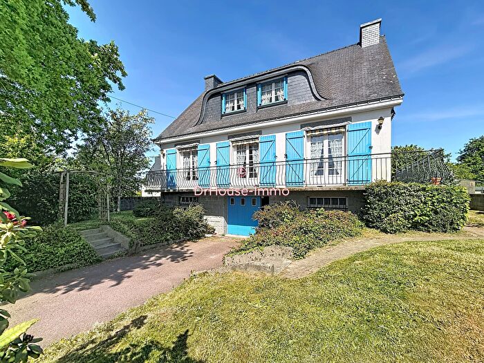 Maison à vendre - Pluneret - 6 pièces - 4 chambres