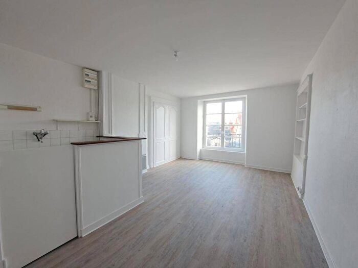 Appartement à louer - Gloriette-Feydeau, Nantes - 1 pièce