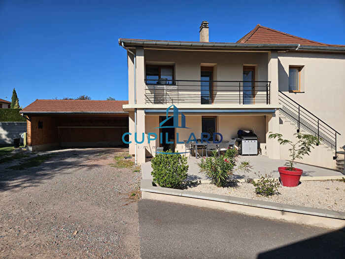 Maison 4 pièces à vendre à Briennon