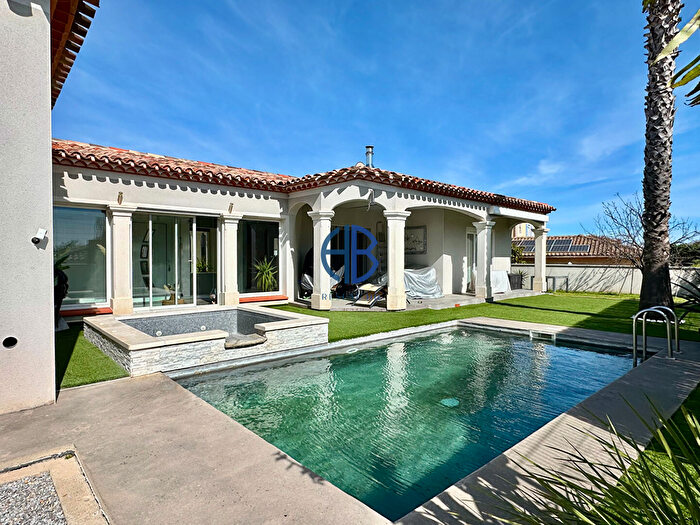 Maison à vendre - Vias, Ville - 5 pièces - 3 chambres