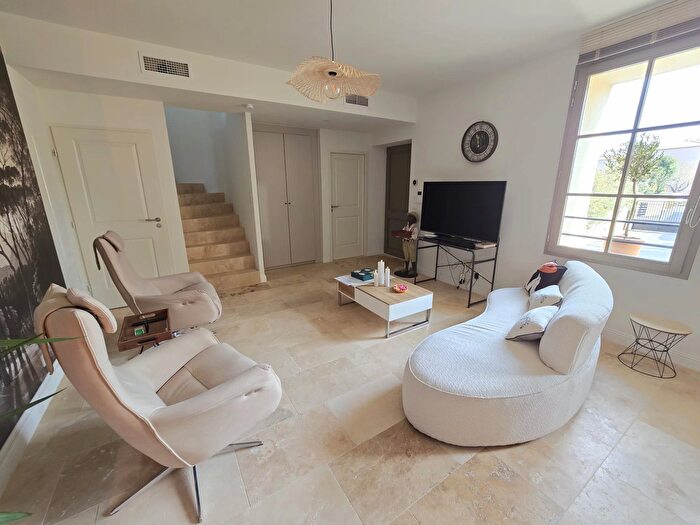 Appartement à vendre - Uzès - 3 pièces