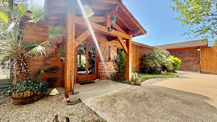 Maison 6 pièces à Neuvic, à vendre
