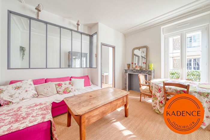 Appartement à vendre - Quartiers Centre, Saint-Hélier, Gare - 4 pièces - 3 chambres