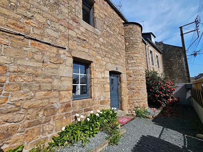 Maison à vendre - Guingamp - 4 pièces - 3 chambres