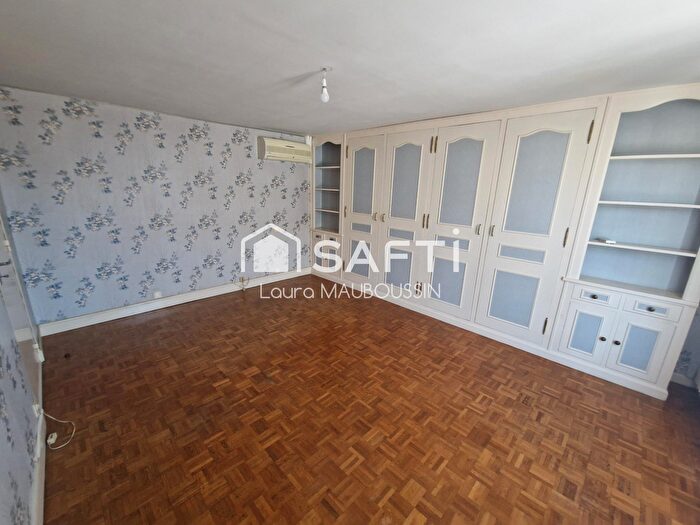 Maison 5 pièces à vendre à Grand-Auverné