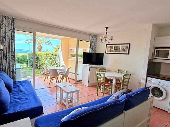 Appartement à vendre - Six-Fours-les-Plages, Font de Fillol, Rayolet, Le Brusc - 2 pièces - 1 chambre
