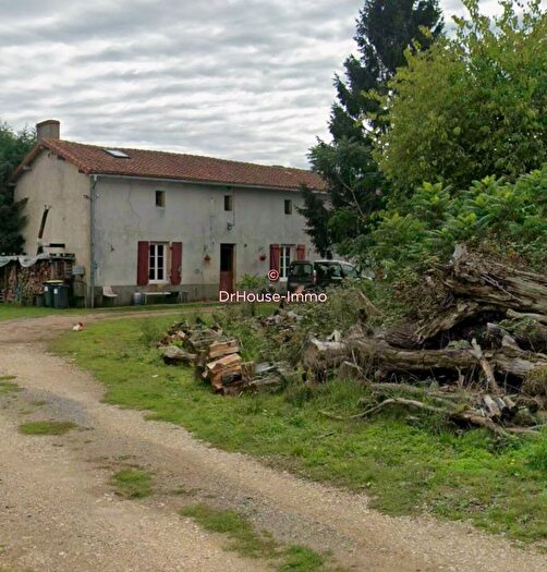 Maison à vendre - Availles-Limouzine - 5 pièces - 3 chambres