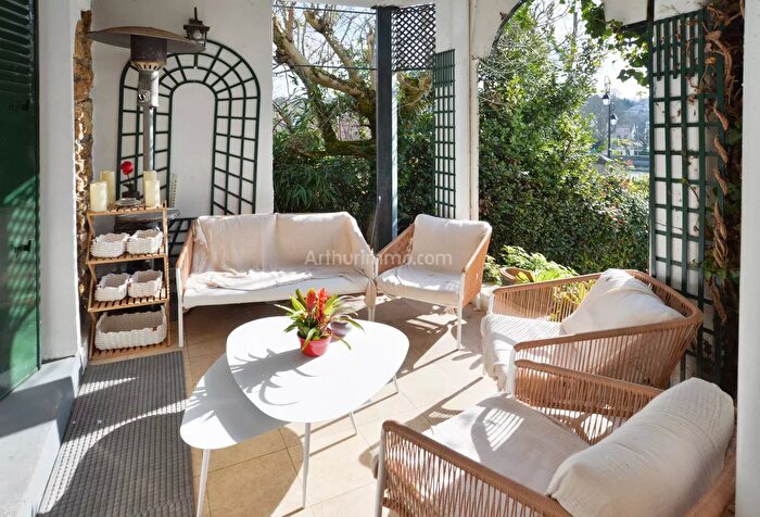 Maison à vendre - Le Perreux-sur-Marne, Pont de Bry - 7 pièces - 4 chambres