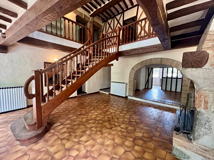 Maison 6 pièces à louer à Montjoie-en-Couserans