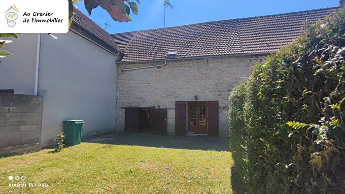 Montataire, Bas de la ville : Maison 3 pièces à vendre