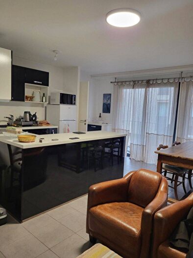 Appartement à louer - Pertuis - 2 pièces - 1 chambre