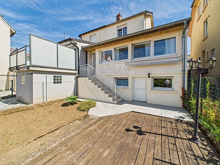 Maison à vendre - Thionville, Guentrange - 5 pièces - 3 chambres