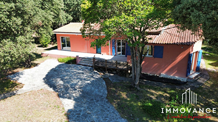 Maison à vendre - Saint-Mathieu-de-Tréviers - 7 pièces - 4 chambres