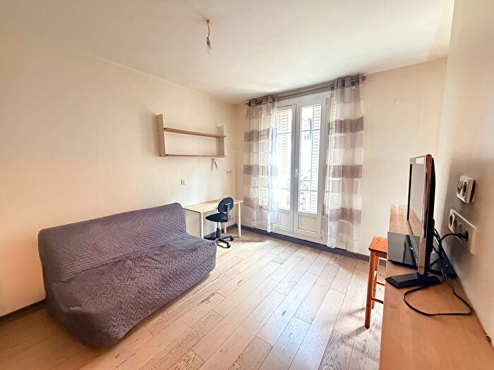 Appartement 1 pièce à Asnières-sur-Seine, Centre-ville, à vendre