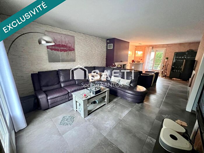 Maison à vendre - Neuilly-Plaisance, Bel Air, Clémenceau, Carnot - 6 pièces - 3 chambres