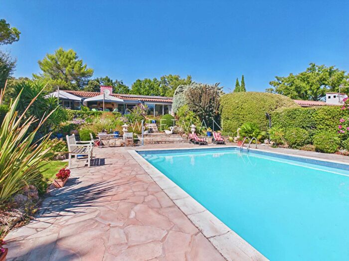 Maison 5 pièces à vendre à Seillans