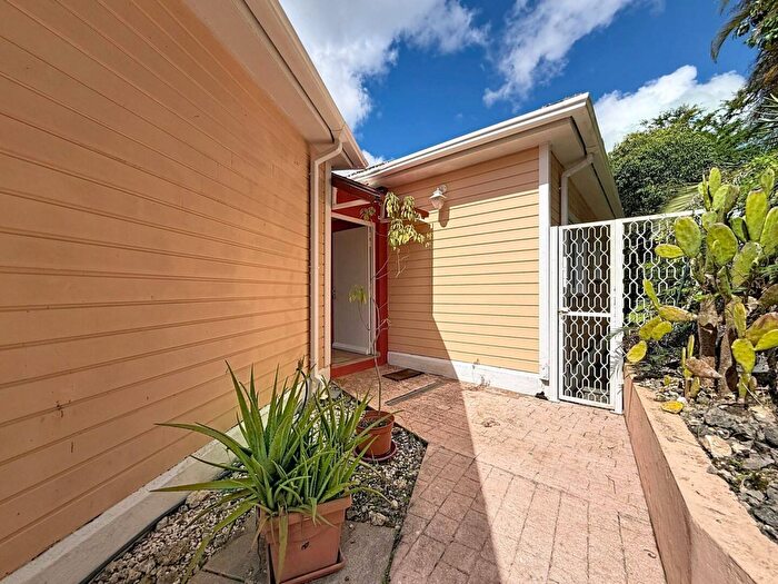 Maison à louer - Le Gosier - 4 pièces - 3 chambres