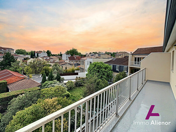 Appartement à vendre - Le Bouscat - 4 pièces - 3 chambres