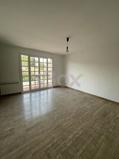 Appartement à louer - Toulon, Aguillon - 1 pièce