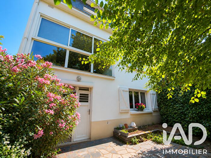 Nantes, Saint-Clément, Jardin des plantes, Caserne Lamoricière : Maison 6 pièces à vendre