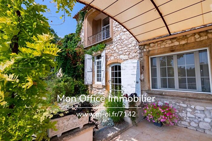 Maison 11 pièces à vendre - Cadenet