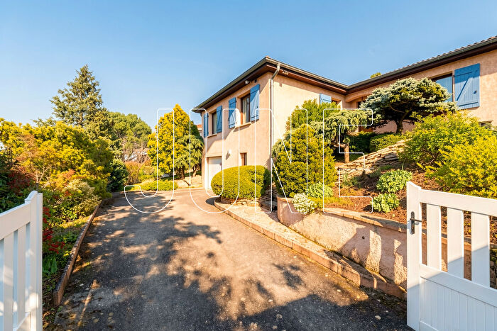 Maison à vendre - Saint-Symphorien-dOzon - 4 pièces - 4 chambres