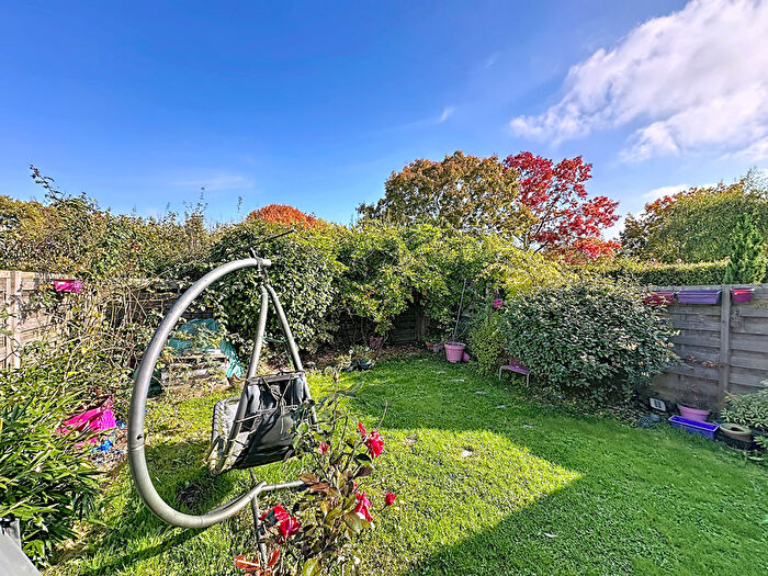 Maison à vendre - Voisins-le-Bretonneux - 7 pièces - 4 chambres