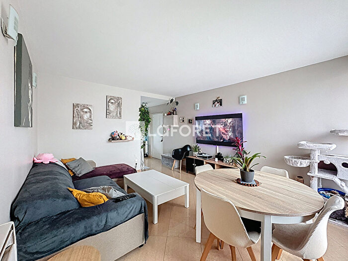 Appartement à louer - Franconville, Hôtel de Ville - 3 pièces - 2 chambres