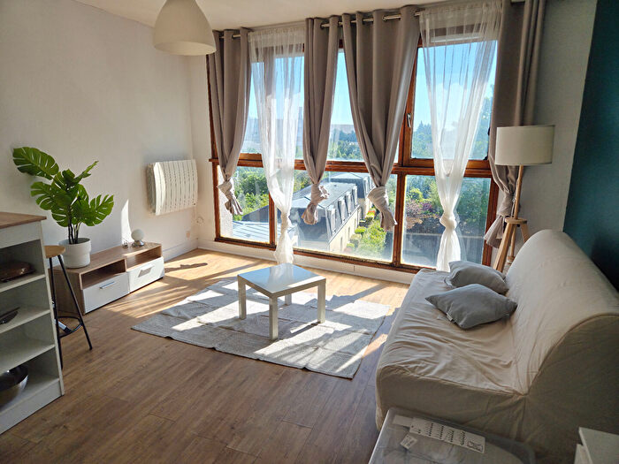 Appartement 1 pièce à Orléans, Saint-Vincent, Pasteur, à louer