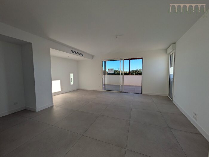 Appartement à vendre - Castries - 3 pièces - 2 chambres